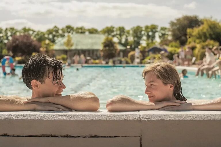 Os 5 Melhores Filmes E Séries Para Maratonar No Fim De Semana Ajn1